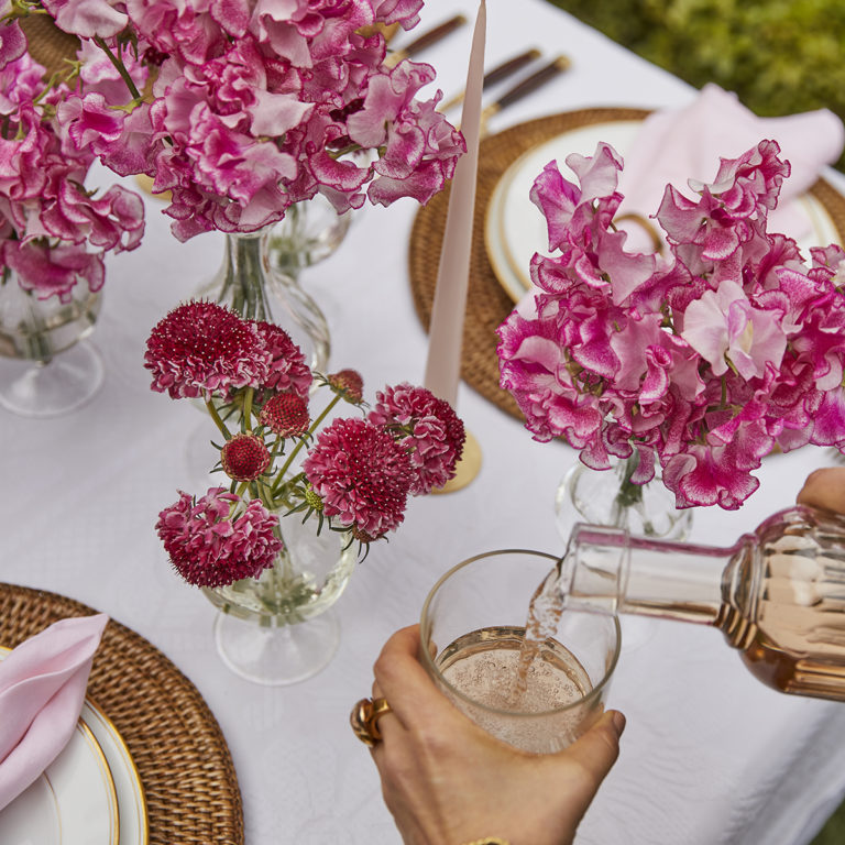 Four Ways to Style a Summer Table With Flowers | C Magazine®